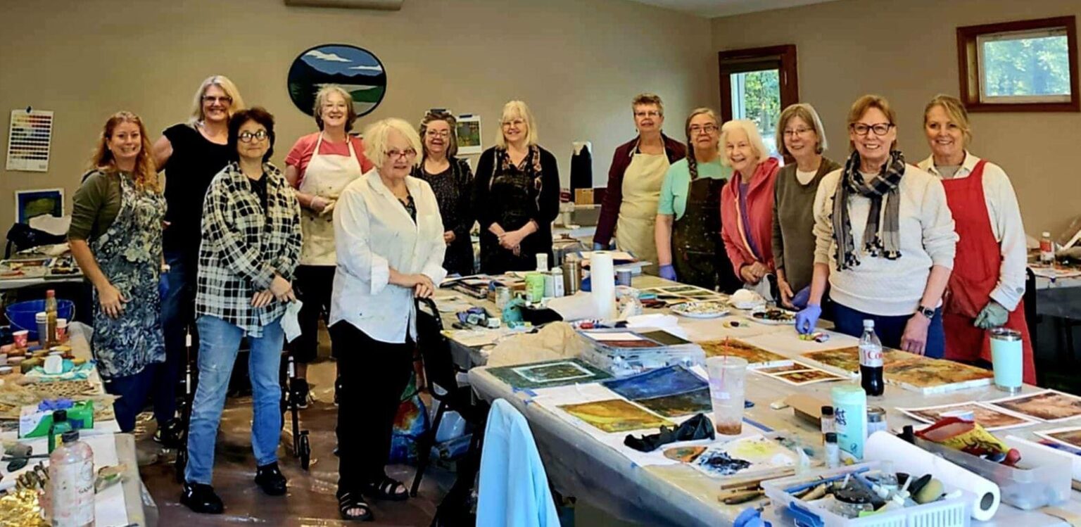 Red Thread Art Retreats - Lesley Riley